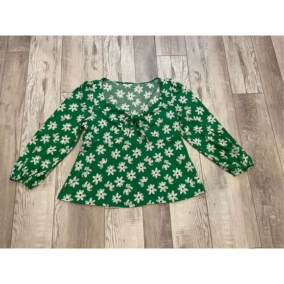 Ava & Viv | Tops | Ava Viv Green And White Floral Plus Size Shirtblouse ...